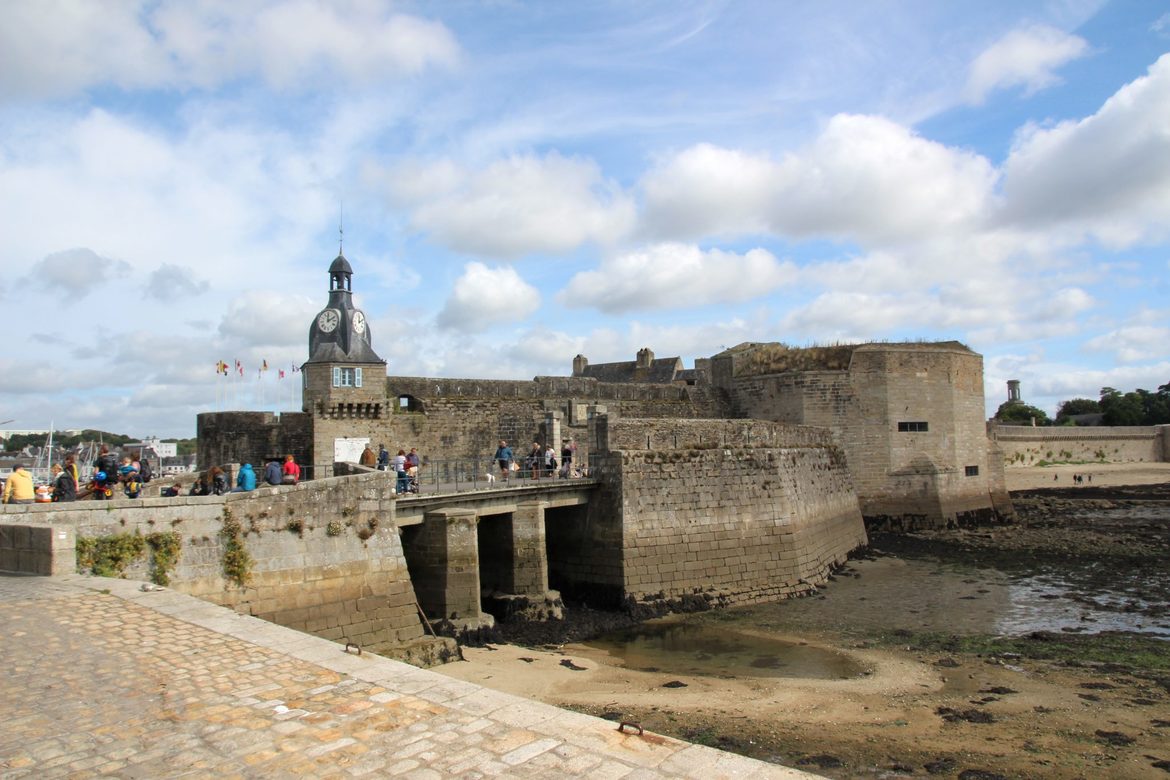 Bretagne Sehenswürdigkeiten - Top 10 Reisetipps für Finistère - Burgdame
