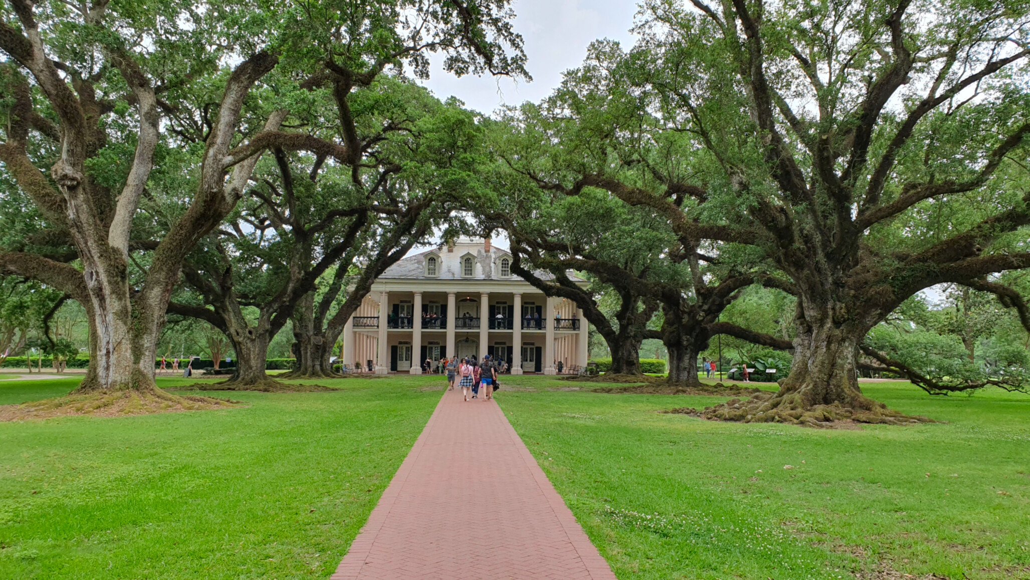 Die schönsten Plantagen in der Nähe von New Orleans - Burgdame